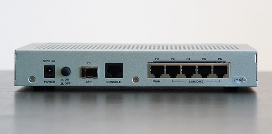 Firewall ZyXEL USG Flex 100 - with 1 year UTM bundle | PENTA CZ