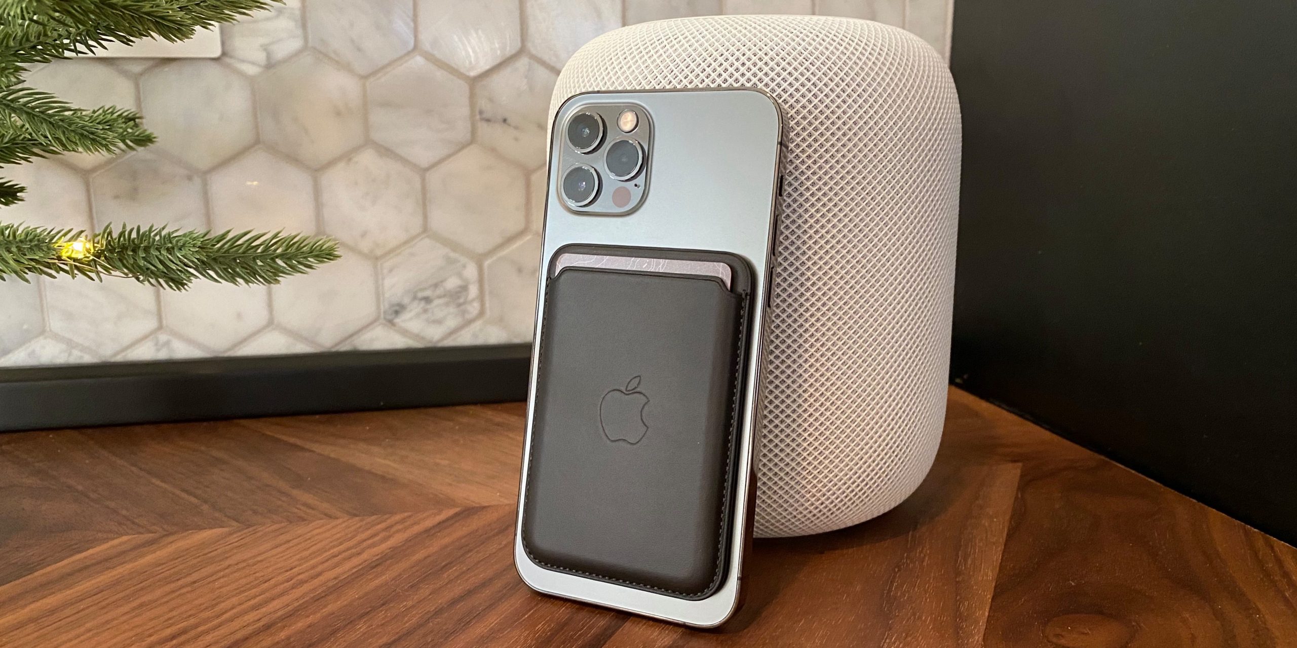 Pouzdro Apple Leather Wallet s Magsafe midnigh | PENTA CZ